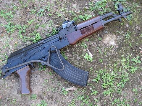 【科普】来自东德的传奇利器——MPi-KM系列突击步枪 - 哔哩哔哩