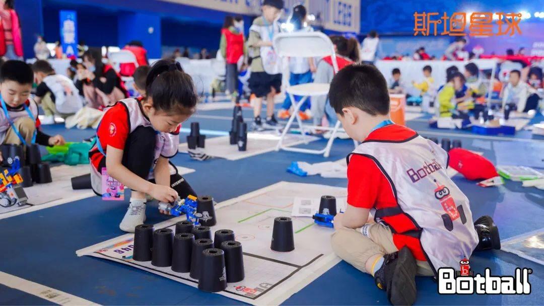 斯坦星球竞技 | 167个奖项收入囊中！Botball国际教育机器人大会亚洲分会现场直击 - 哔哩哔哩