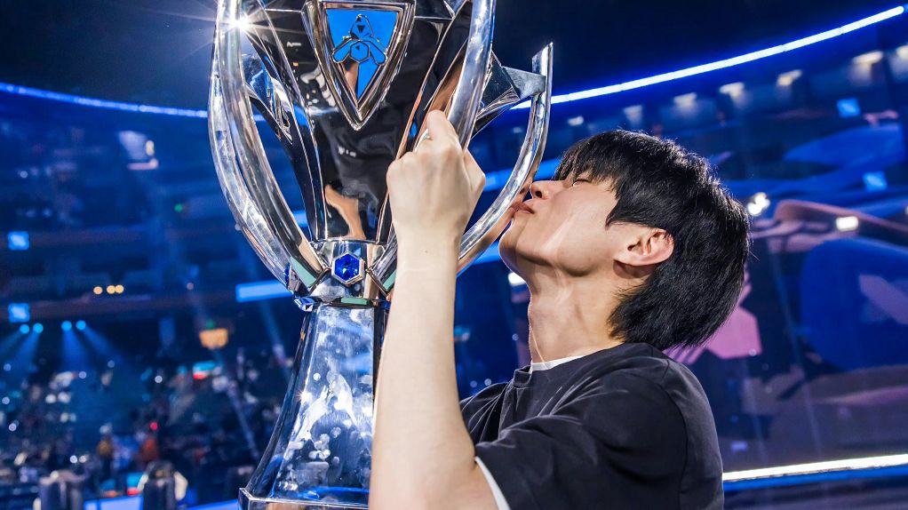 S12决赛险胜T1！DRX选手公布冠军皮肤，Deft点名EDG明凯 - 哔哩哔哩
