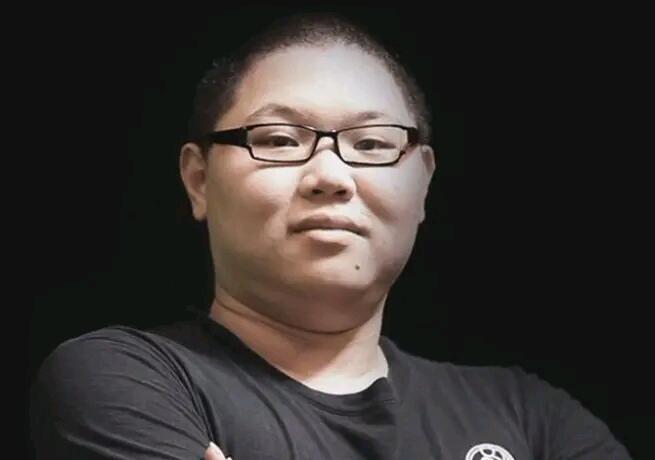 PDD再爆LPL投标内幕，今年最后一年，9000万起拍！ - 哔哩哔哩