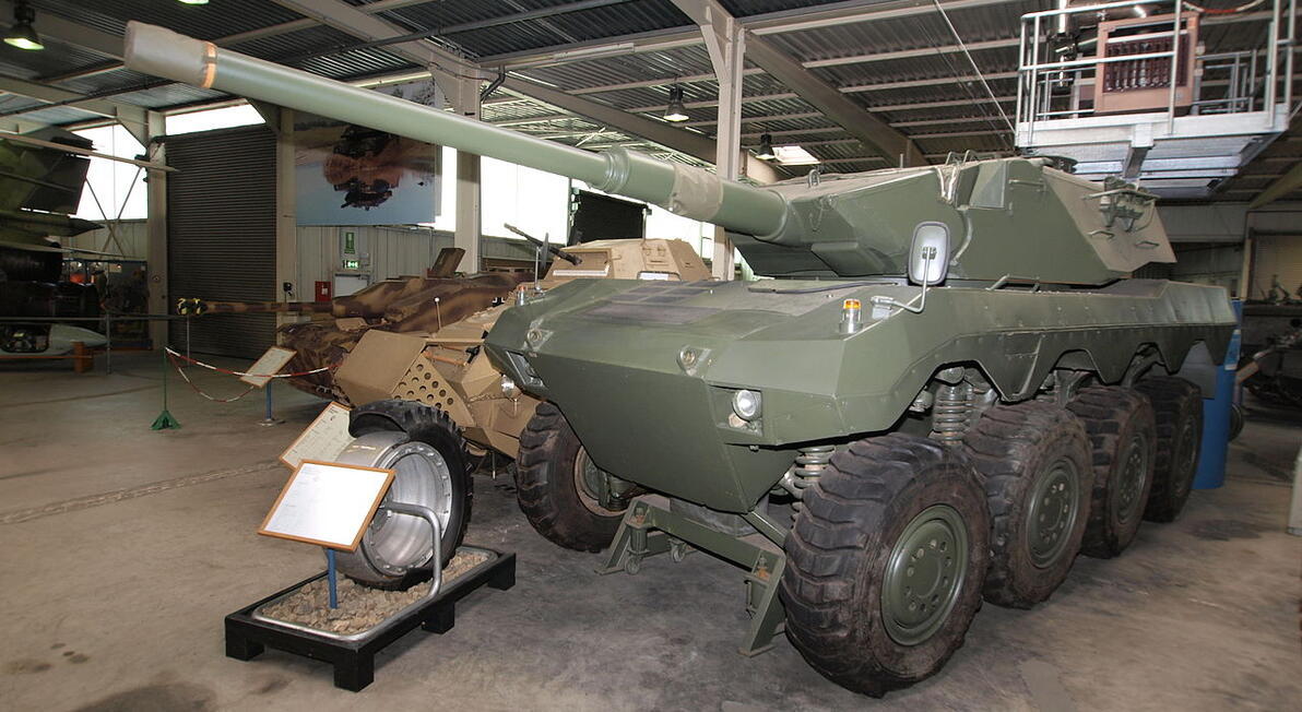 西德黄粱梦——轮式战车 90（rkw90/Radpanzer 90/Radkampfwagen 90） - 哔哩哔哩