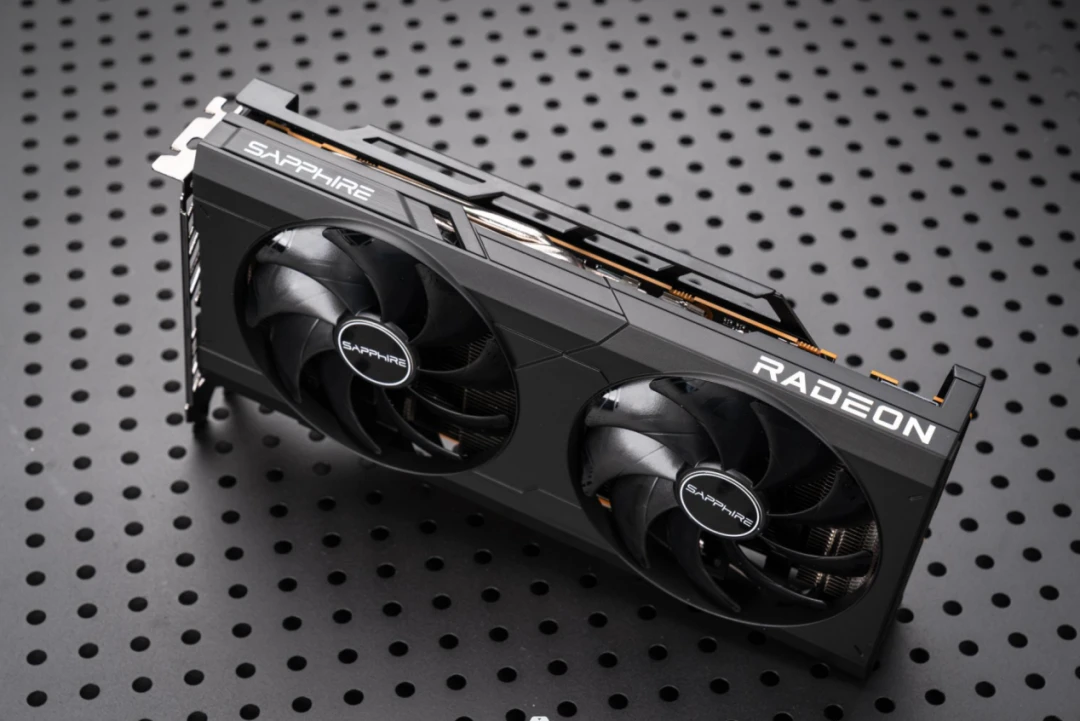 有AFMF帧生成加持的2K新利器！AMD Radeon RX 6750 GRE 10GB/12GB显卡测评 - 哔哩哔哩