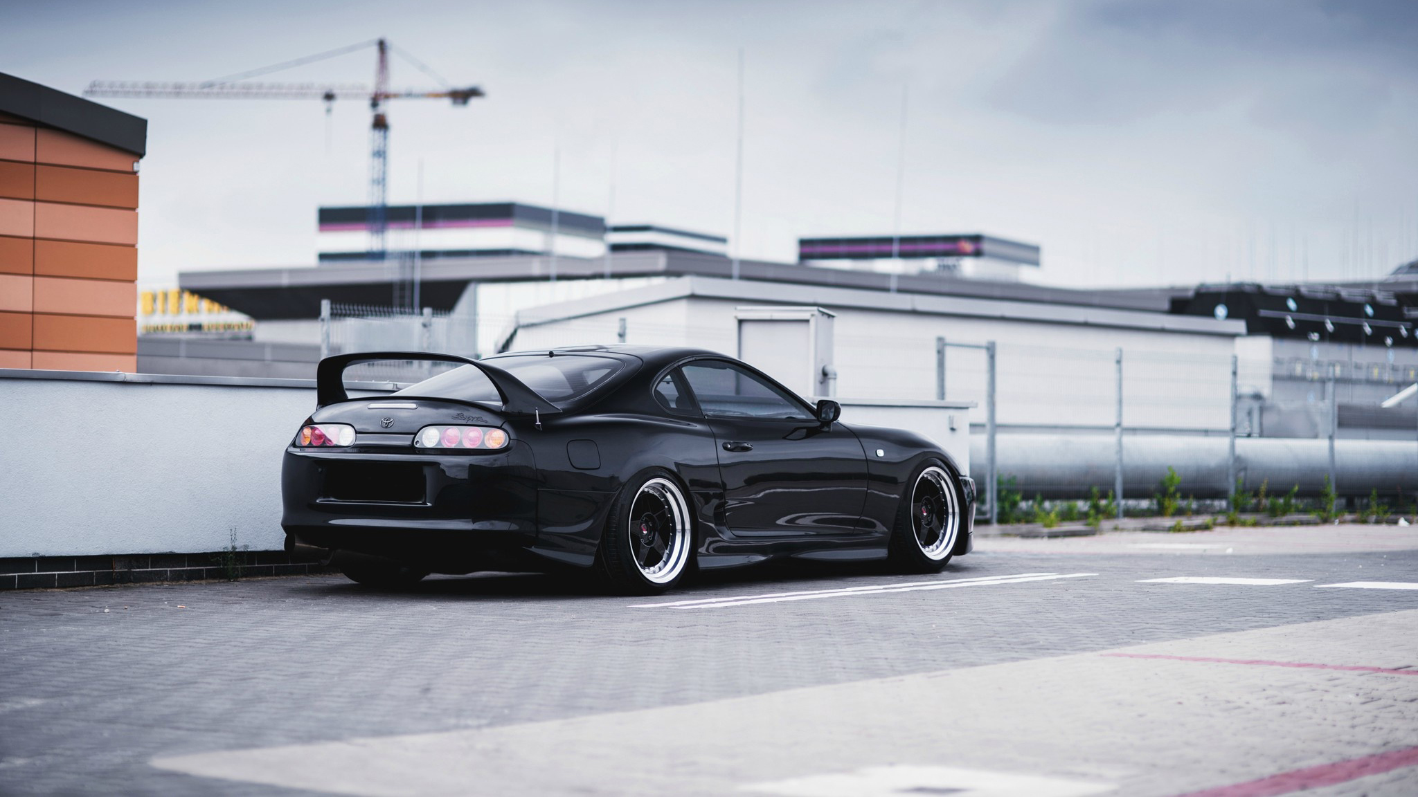 汽车壁纸精选50张——丰田Supra(A80)『第29期』 - 哔哩哔哩