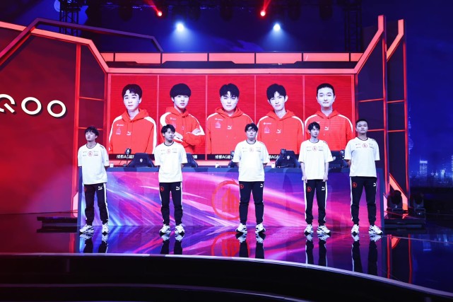 eStar大比分战胜AG，教练SK在采访中透露已摸透月光BP - 哔哩哔哩