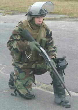 轻武器科普之M590——经济实惠，坚固耐用 - 哔哩哔哩