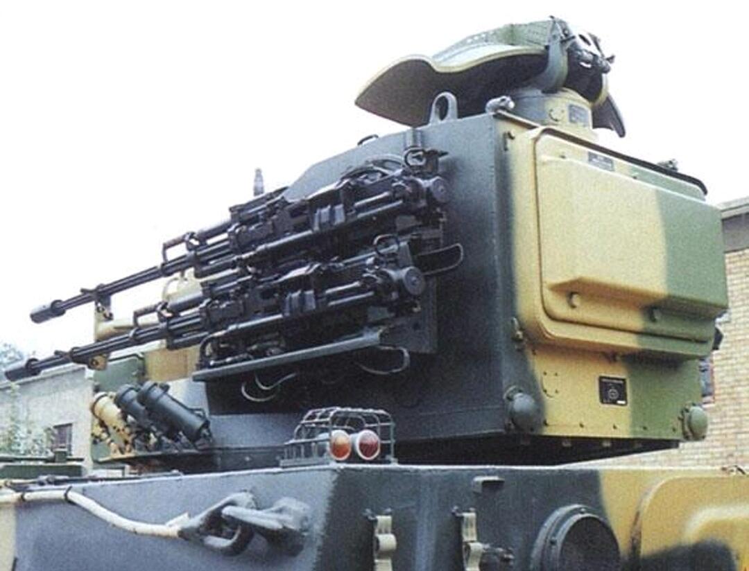 弹炮合一，天下无敌——中国PGZ95自行高炮 - 哔哩哔哩