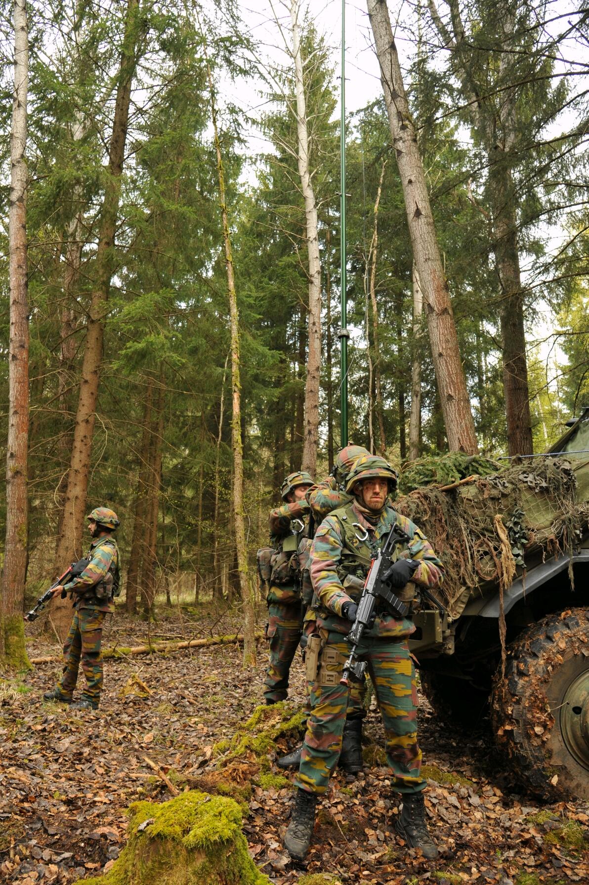 武器专栏：FN FNC - 哔哩哔哩