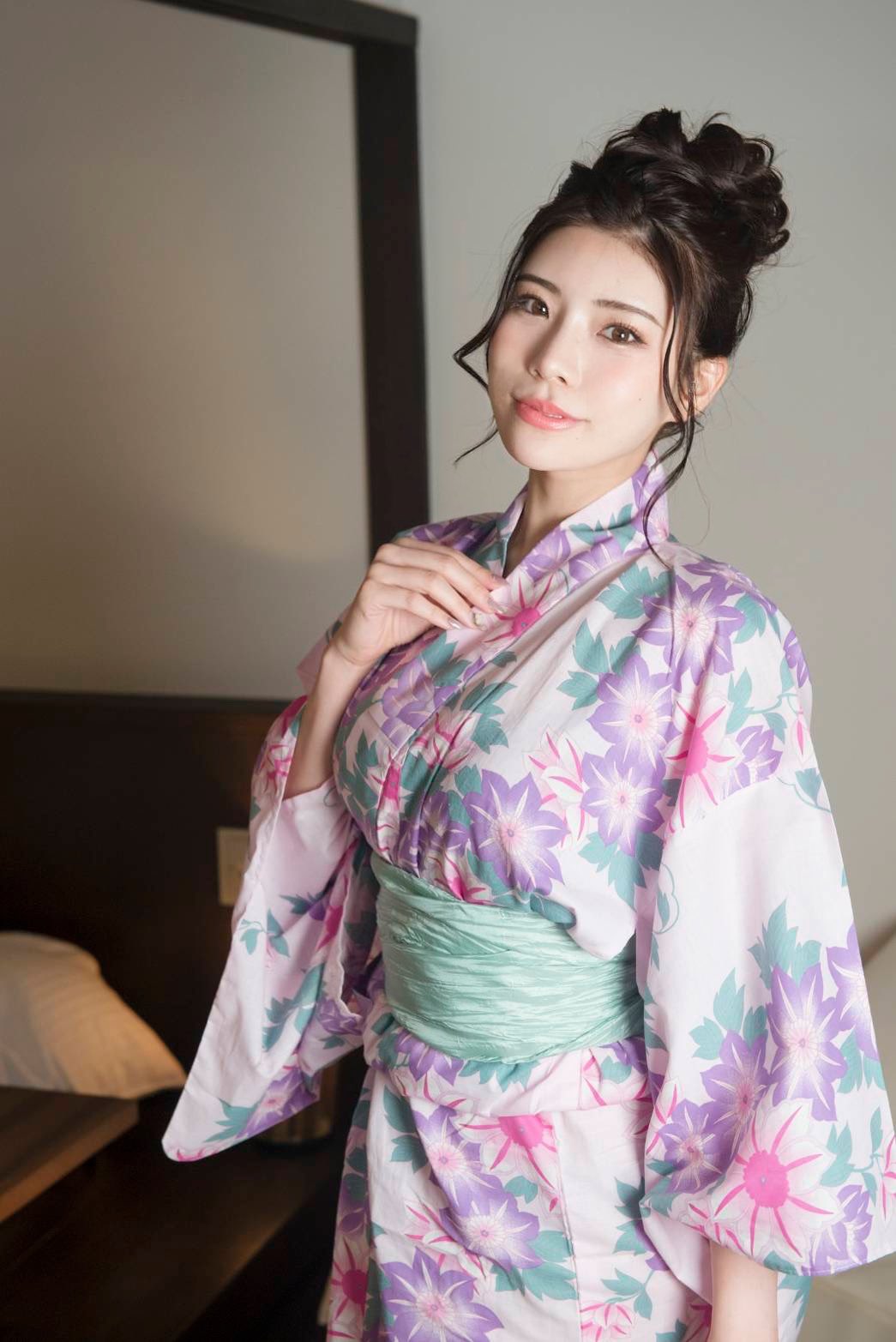 魔镜号25周年灰姑娘票选冠军 神木丽！ [优百科#001] - 哔哩哔哩