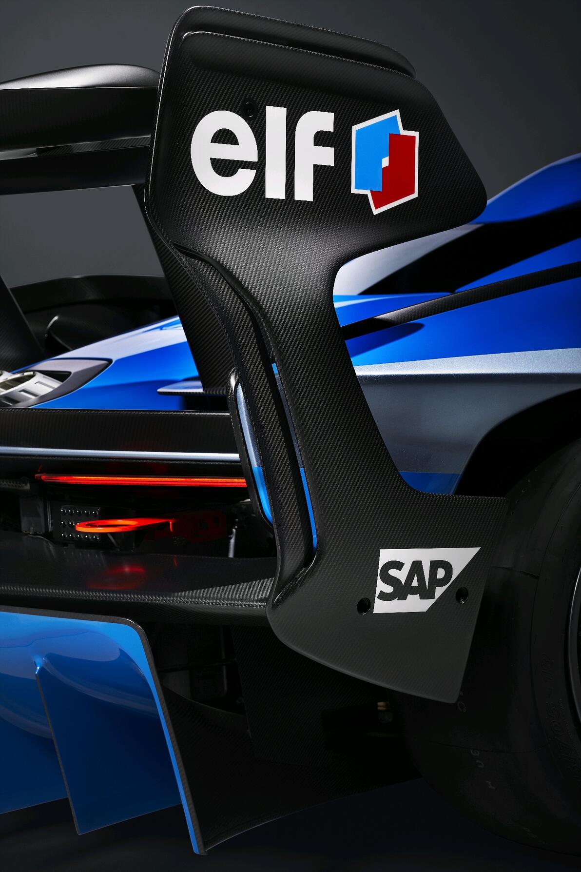 2020 迈凯伦 塞纳 GTR LM 825/7 Gulf Jacadi Car & 825/5 Cesar Car - 哔哩哔哩