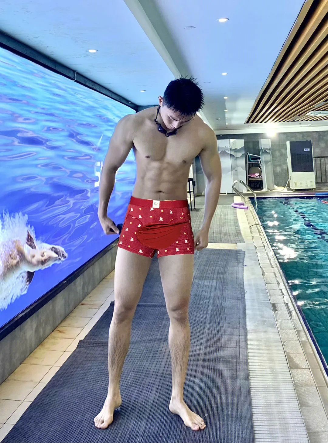 187cm浙江体育生，红色内裤太性感了…… - 哔哩哔哩