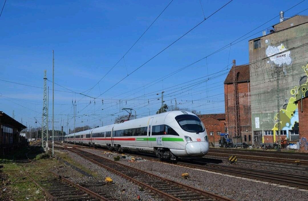 一生坎坷，有着电力动车外表的ICE-TD型内燃动车组 - 哔哩哔哩