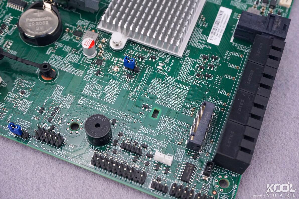 超微 Supermicro X11SCA-F C246芯片组 主板 评测 - 哔哩哔哩