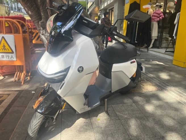 九号dz110P电动车（九号猎户座dz110p）怎么样？体验一周优缺点评测 - 哔哩哔哩