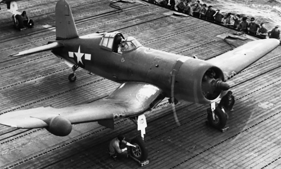 弯翼的地狱天使——F4U海盗型号辨别 - 哔哩哔哩