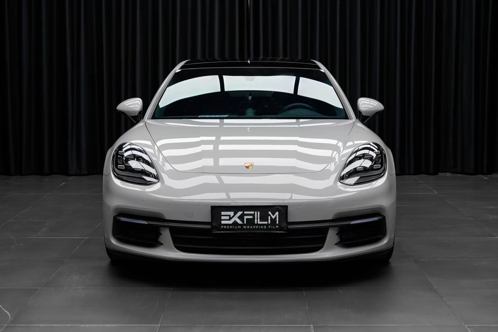 帕拉梅拉EKFILM-PET亚灰，在黑的冷峻和白的纯粹之间游离 - 哔哩哔哩