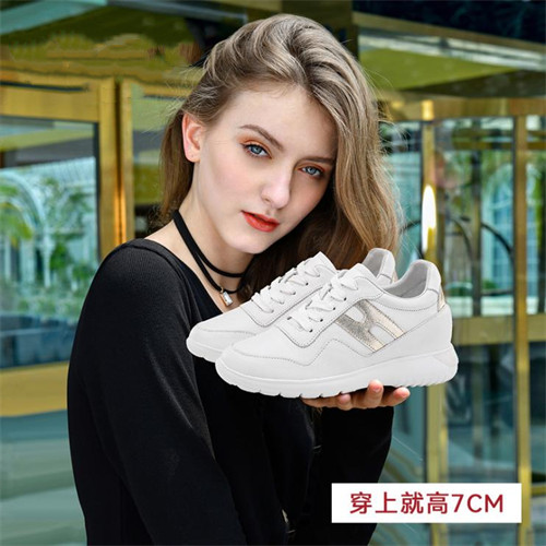 女生逛街穿什么鞋?高跟鞋or平底鞋 哔哩哔哩