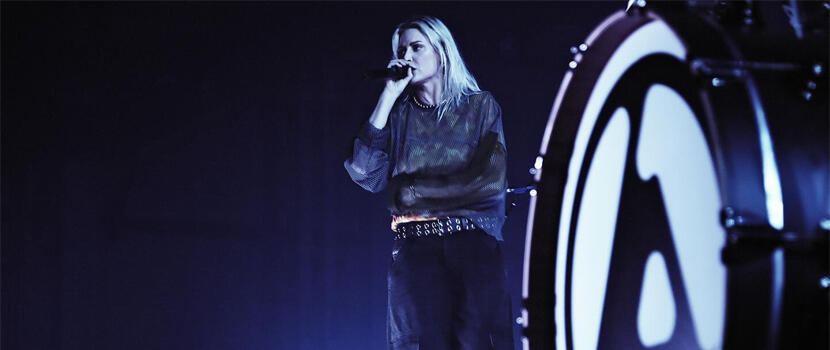 幕后故事 | Linkin Park乐队与新主唱Emily是如何结缘 - 哔哩哔哩