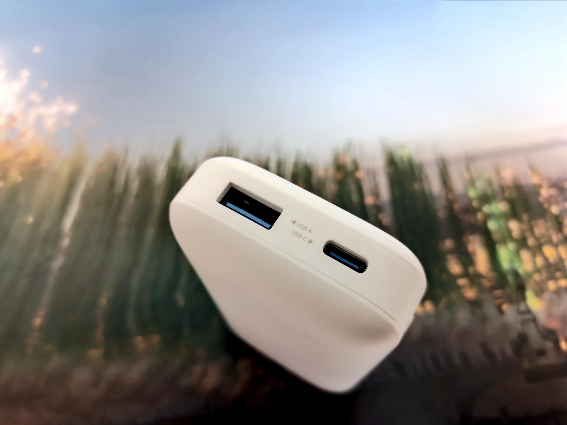 精致小巧手感佳，充电“小肥皂”来了，爱国者aigo充电宝X10P体验 - 哔哩哔哩