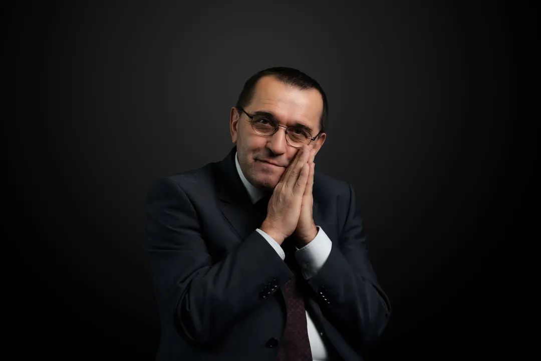 2023IDEAC大会导师介绍丨走近克罗地亚著名戏剧导演Ivica Simic - 哔哩哔哩