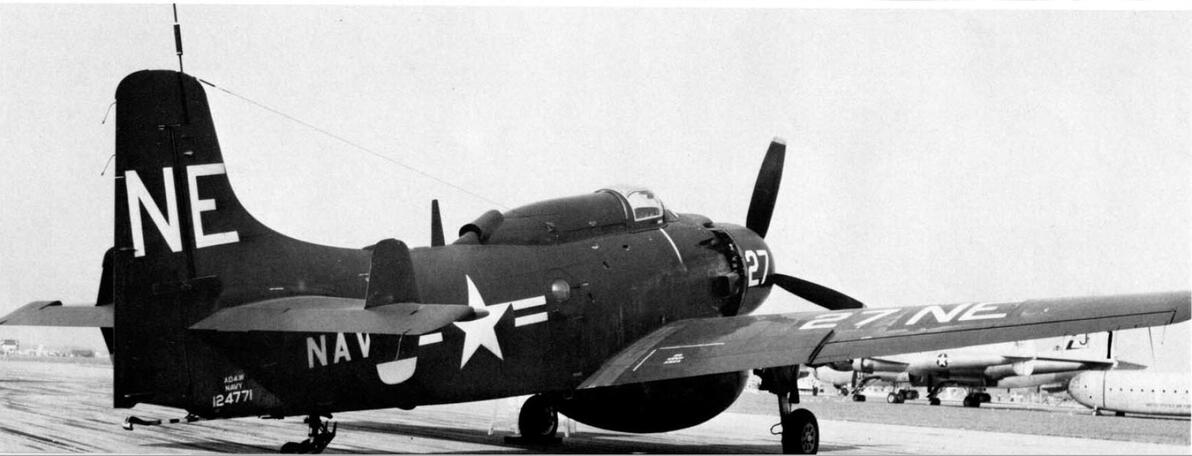 天降正义？——AD-1天袭者型号辨别（XBT2D-1~AD-4） - 哔哩哔哩