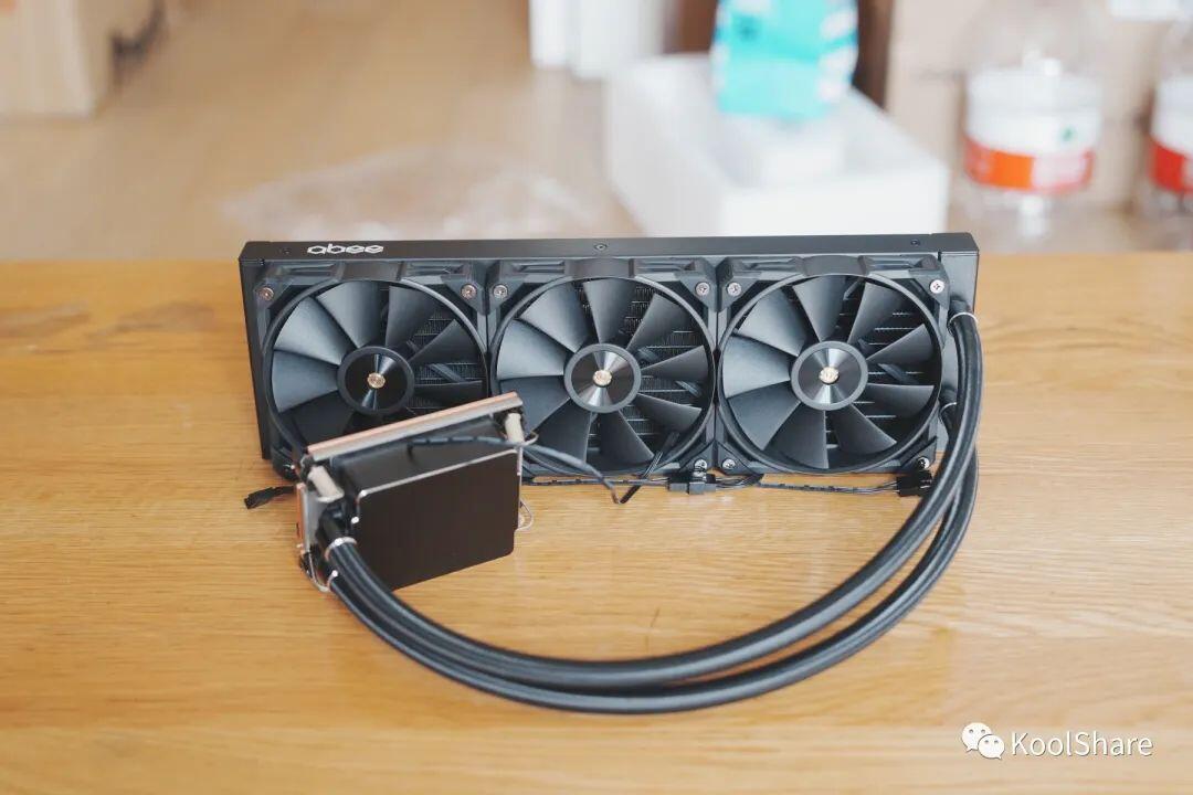 华擎W790 WS主板评测及Xeon w9-3495X超频体验 - 哔哩哔哩