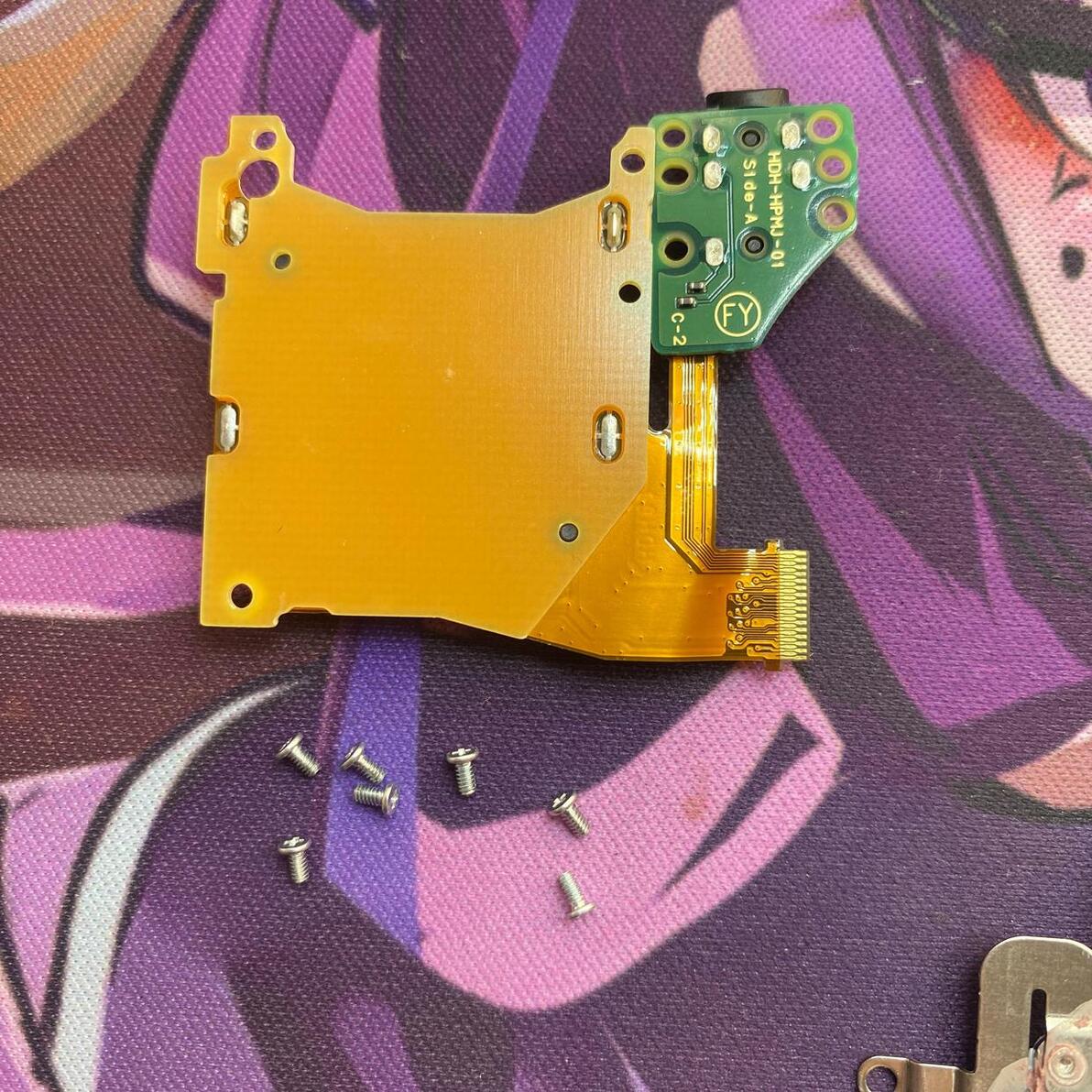 switchlite原装主板和零件拆解图 - 哔哩哔哩