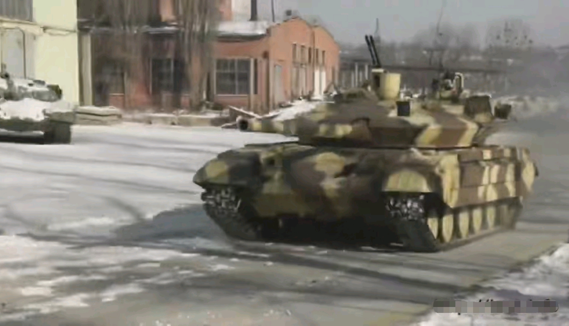 专精治安战的王者——乌克兰T-64E主战坦克 - 哔哩哔哩