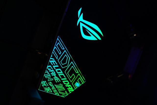 帮你弄清ROG和ROG Strix是啥关系，再来分享刚入手的ROG Strix Z390-E Gaming - 哔哩哔哩