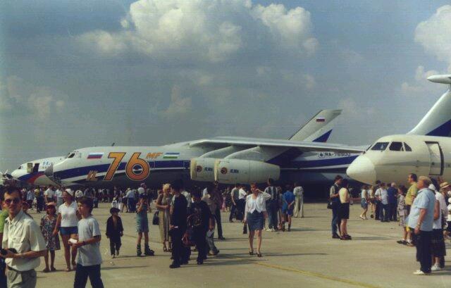伊尔-76大型运输机（苏） - 哔哩哔哩