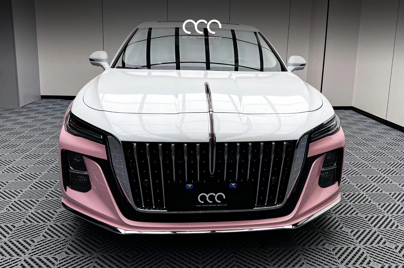 红旗H5漫彩改色膜亮胭脂粉+亮白，高级的粉色系 - 哔哩哔哩