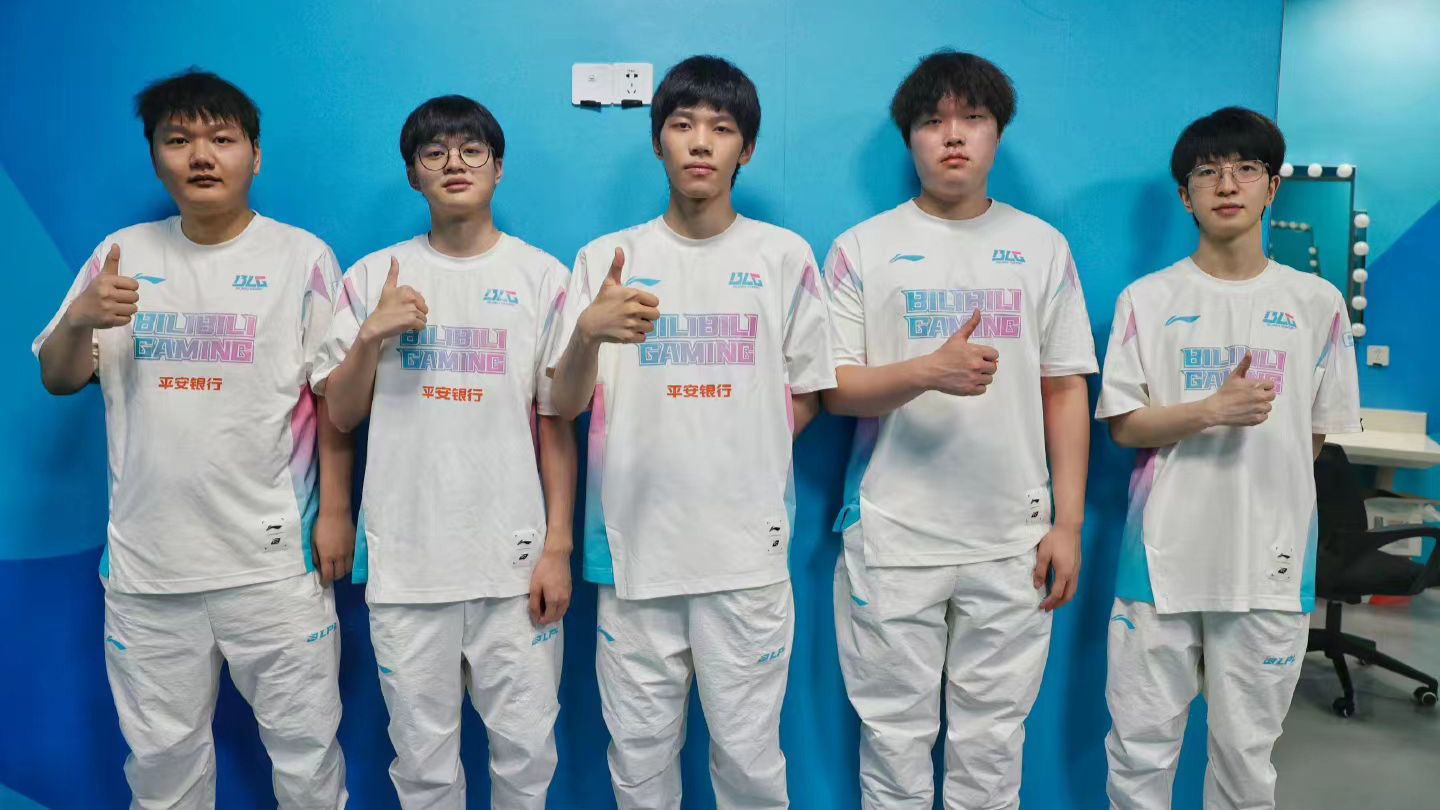 外媒评出最新lol战队排名：blg超越jdg，t1因faker受伤直线下降 哔哩哔哩
