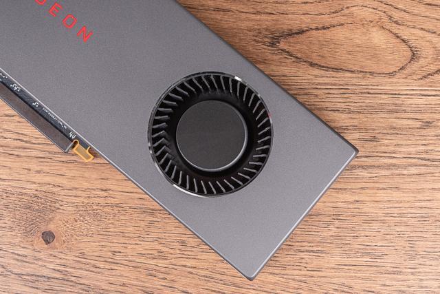 AMD Radeon RX 5700系列显卡评测：全新架构带来强势性能 - 哔哩哔哩