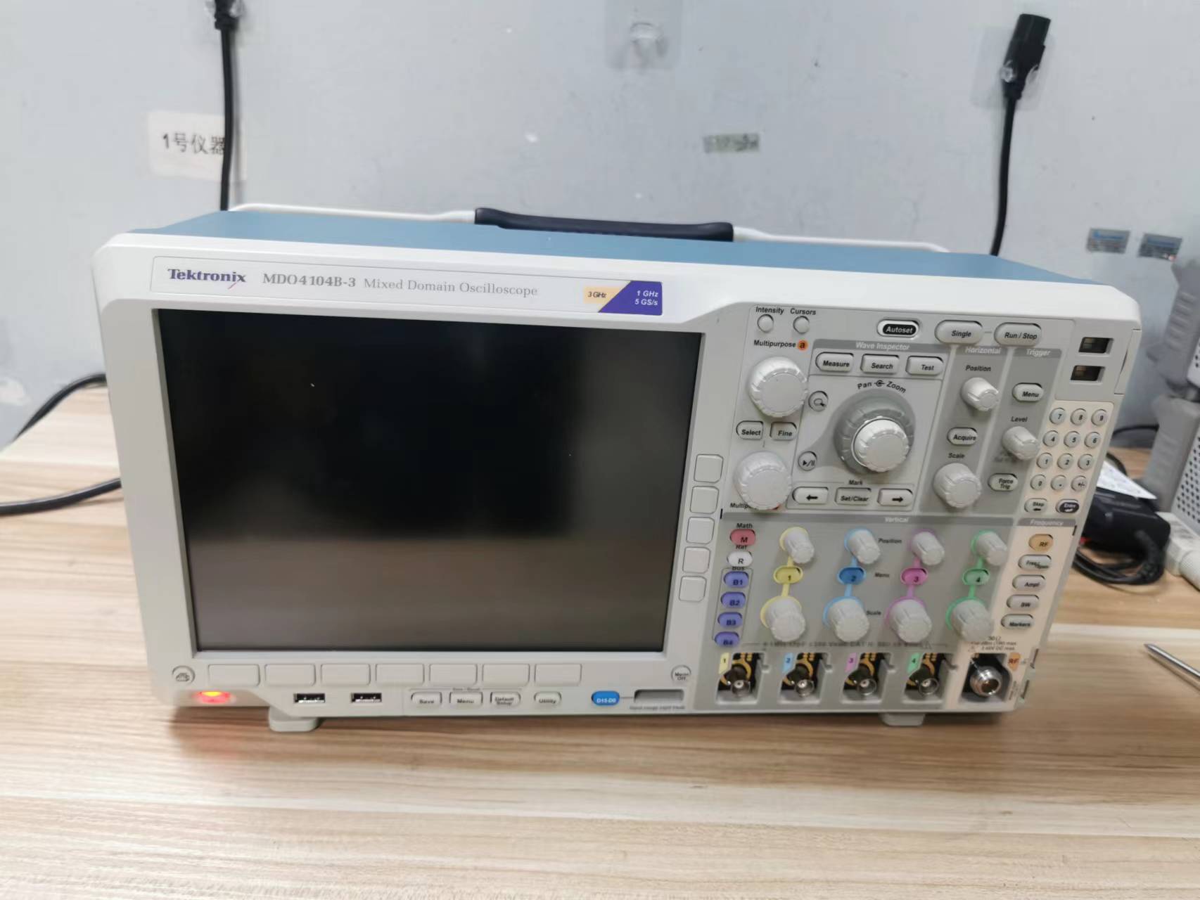 MDO4104B-3泰克Tektronix混合域示波器1GHz - 哔哩哔哩