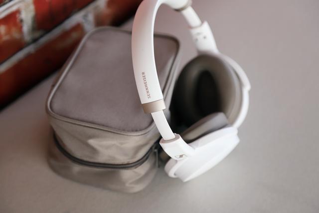 声音宽松舒适降噪给力，森海塞尔HD 450BT蓝牙降噪耳机评测 - 哔哩哔哩