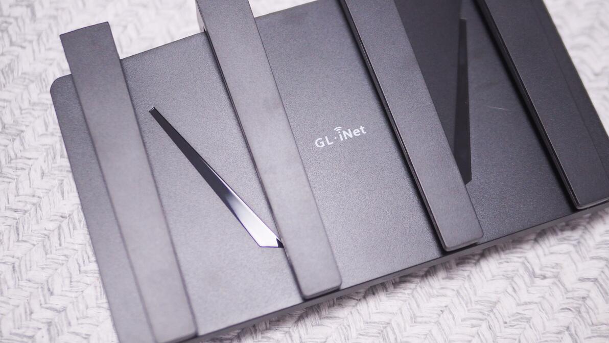 为刷机而生，首款支持原生Openwrt的WIFI 6路由器——GL-AX1800使用体验 - 哔哩哔哩
