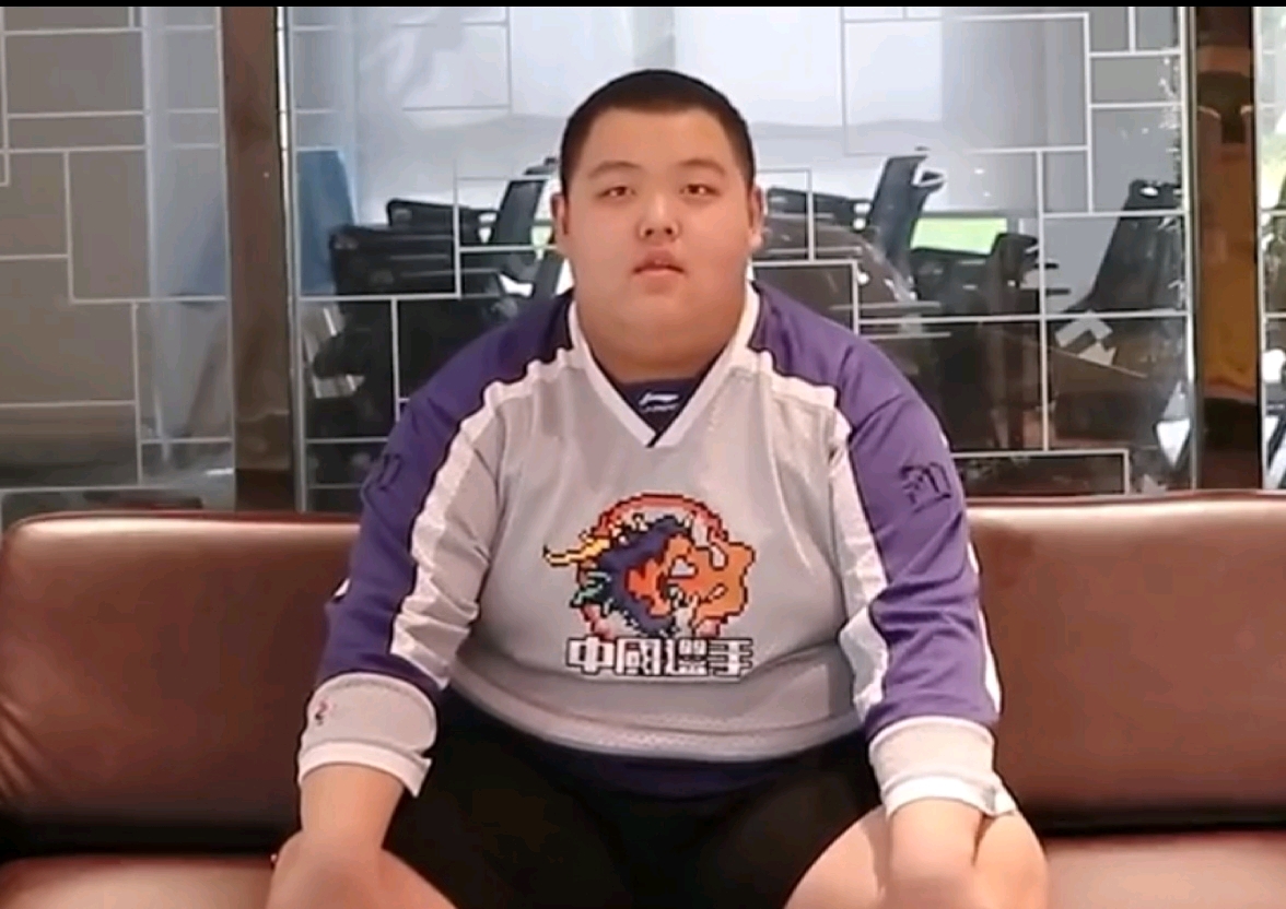常旭可为gay里gay气,这难道是企业文化? 哔哩哔哩