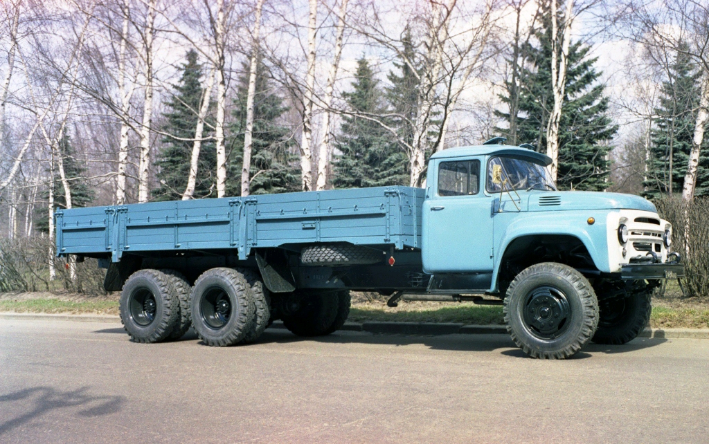 苏联ZIL—133型载重汽车 - 哔哩哔哩