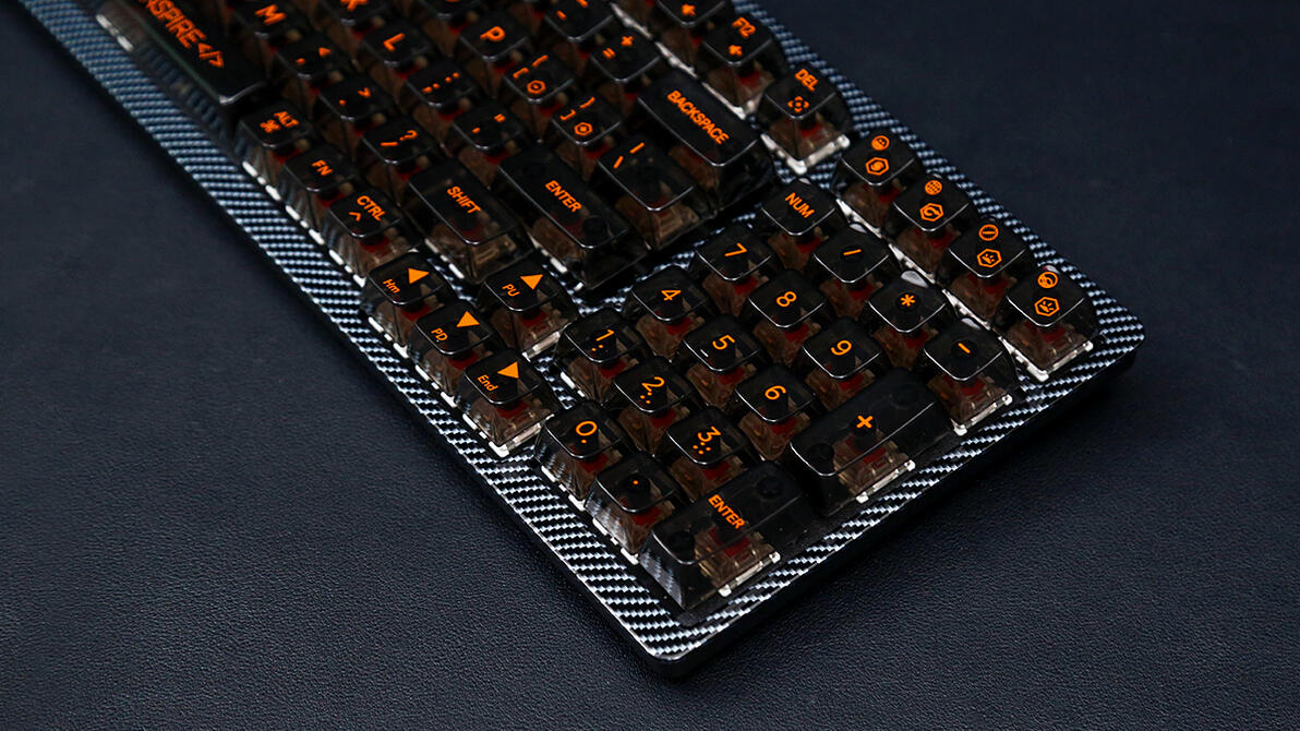 Double Shell F96三模热插拔机械键盘评测：通透有质感 - 哔哩哔哩