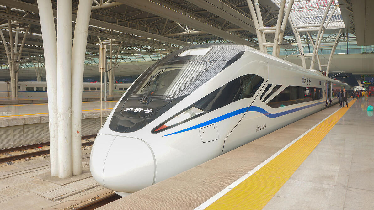 【科普向】中国铁路和谐号电力动车组介绍（一） - 哔哩哔哩