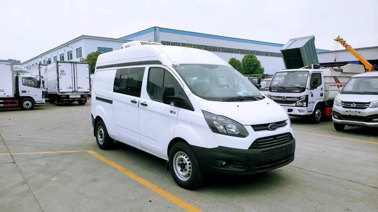 合资时代翻篇 新途V70对比全顺V362胜算在哪里？ - 哔哩哔哩