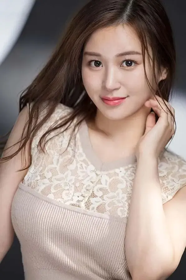 9月新人“女优”，罩杯大比拼！ - 哔哩哔哩