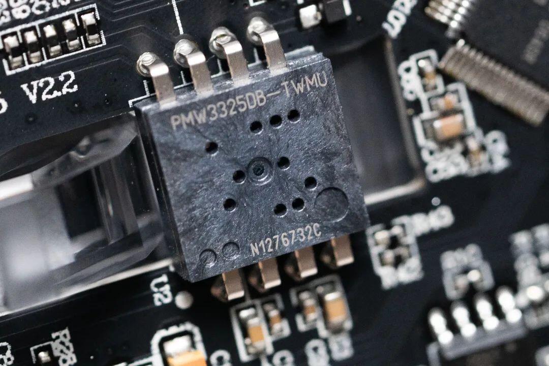 入门电竞，也要全面优秀——拯救者M5鼠标评测 - 哔哩哔哩