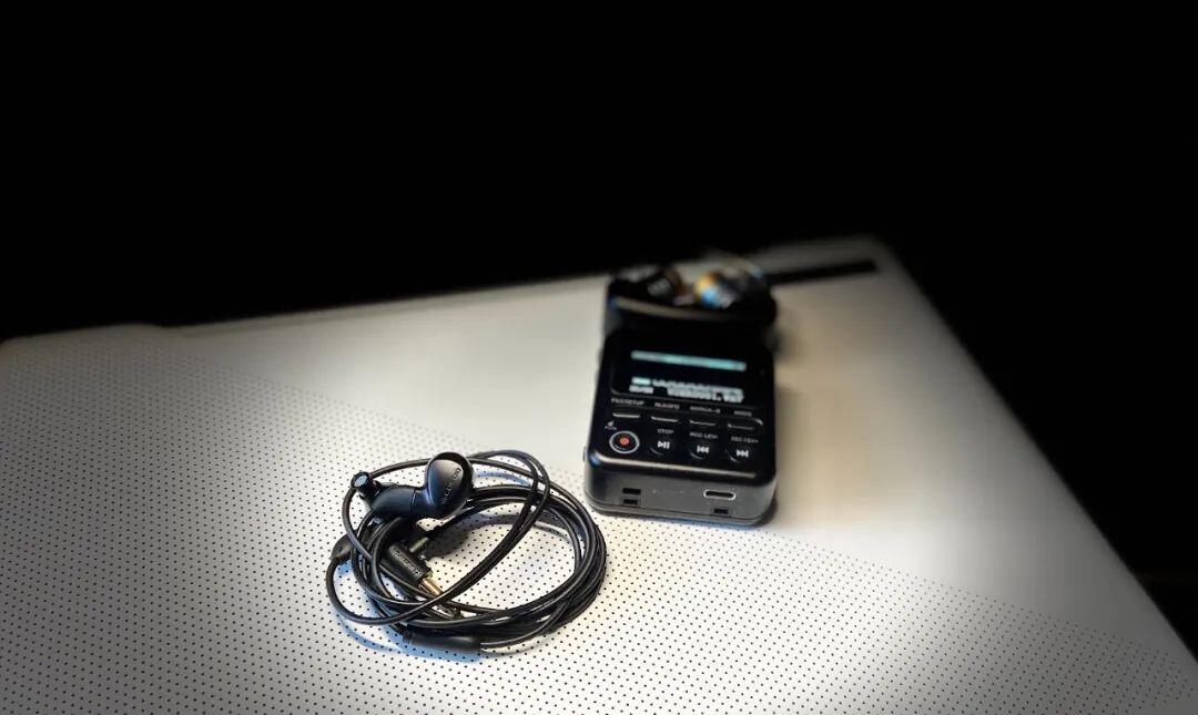 好玩；不止好玩：浅谈乐图PAW1与LE-M1 - 哔哩哔哩