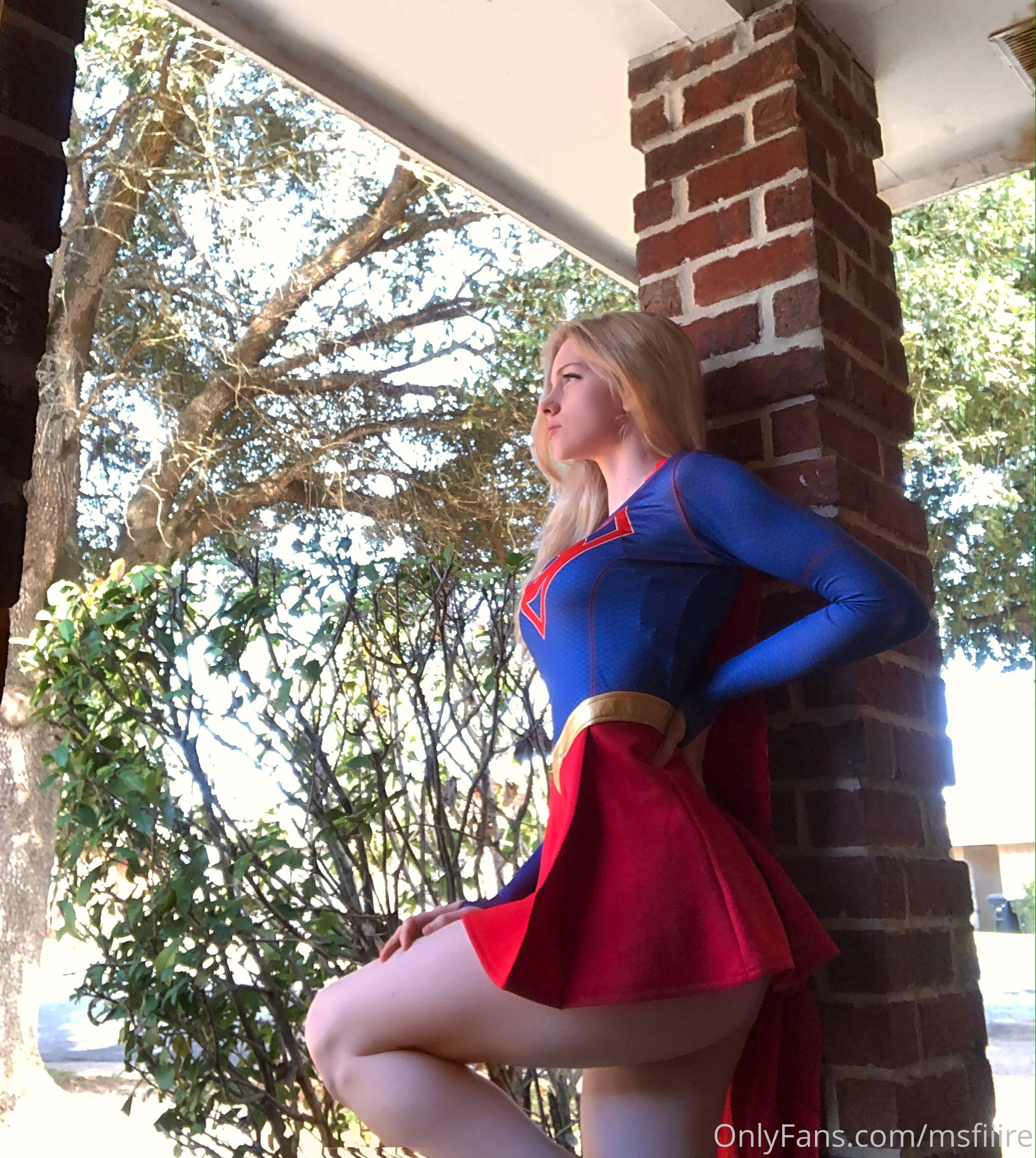 每天分享一个美女——Msfiiire - 哔哩哔哩