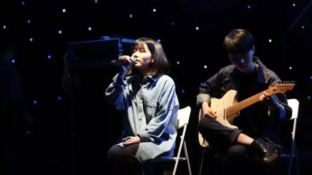 《房东的猫》美图合集（青春版） - 哔哩哔哩