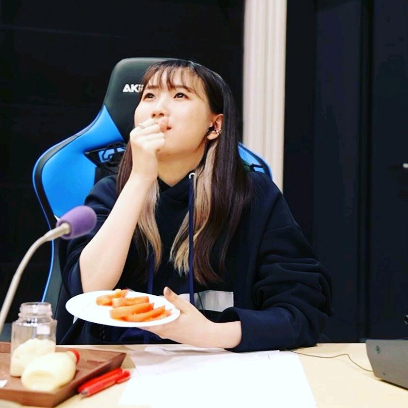 【YOASOBI图集第1期】ikura幾田りら（含50张） - 哔哩哔哩