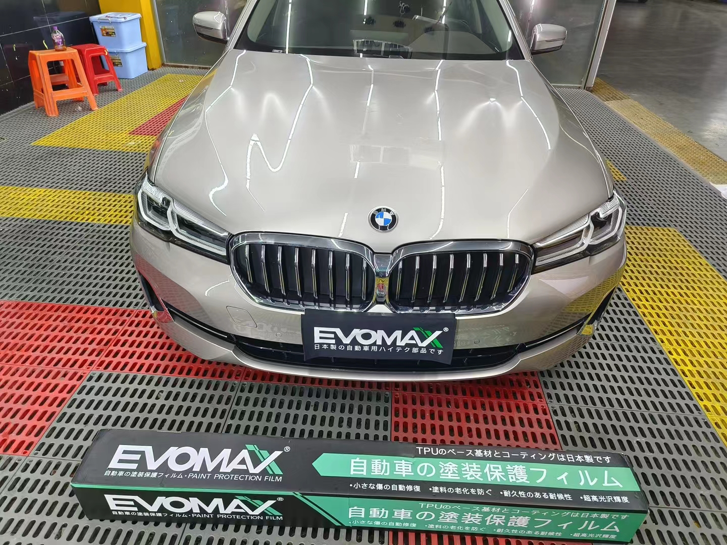 宝马525Li- EVOMAX易玛日本TPU隐形车衣，宝马竣工，完美交车 - 哔哩哔哩