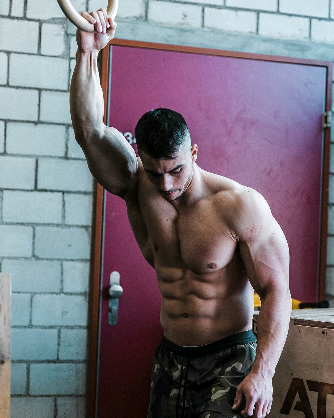 『Ins男神』“塞尔维亚野兽”来袭！健身帅哥Dejan Stipke ，我可以！ - 哔哩哔哩