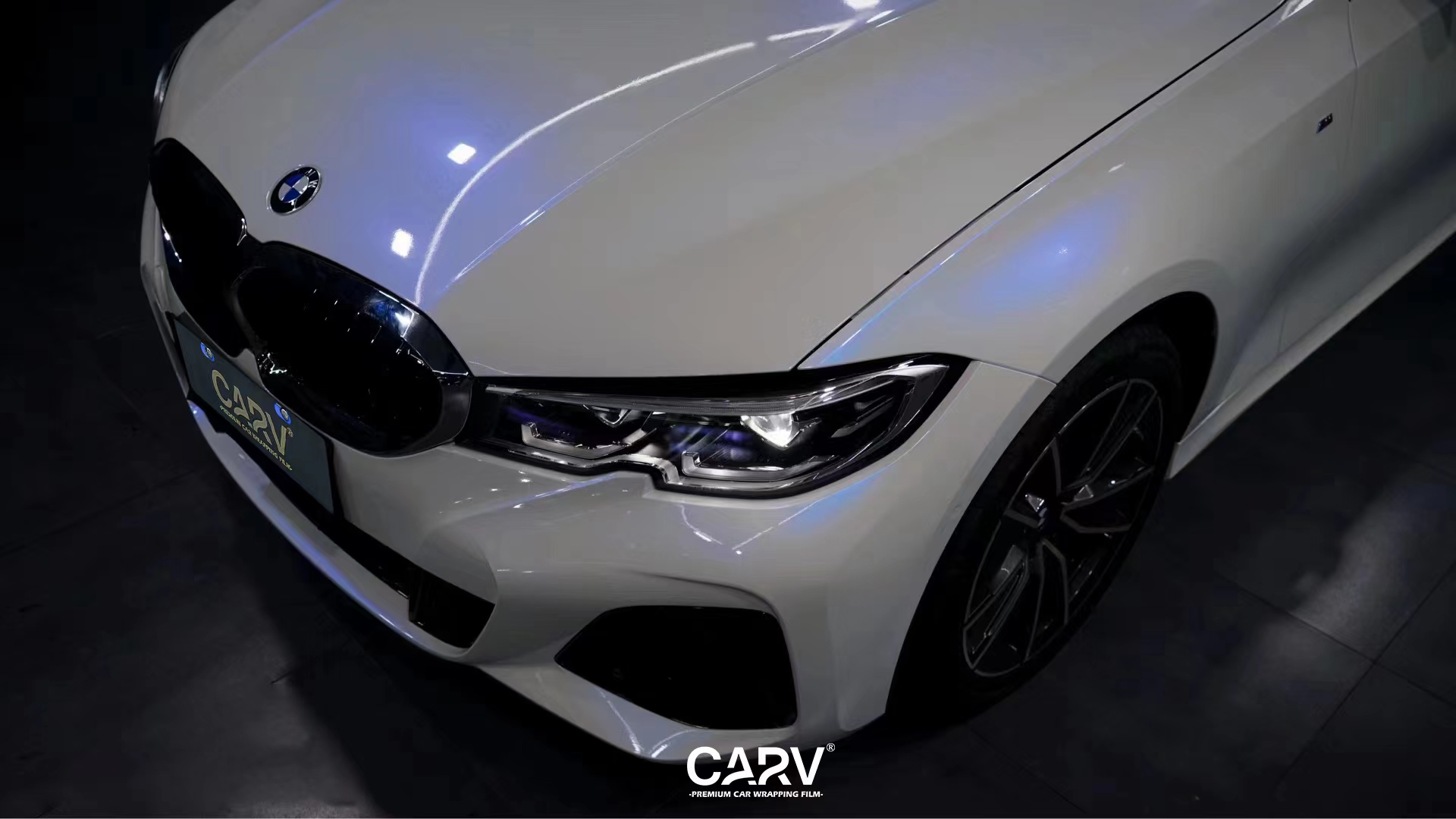 宝马325li卡孚改色膜贝壳白变蓝，不魅不妖 - 哔哩哔哩