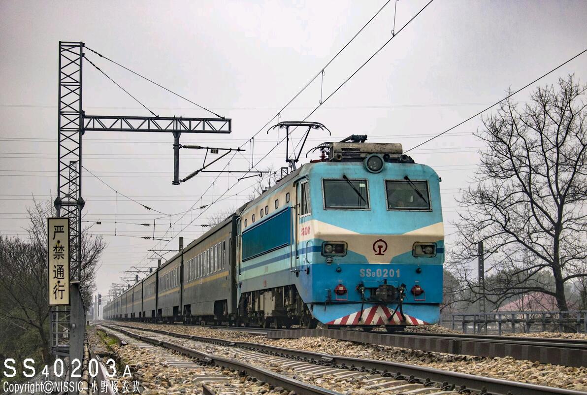 SS8型机车五图精选集（4） - 哔哩哔哩